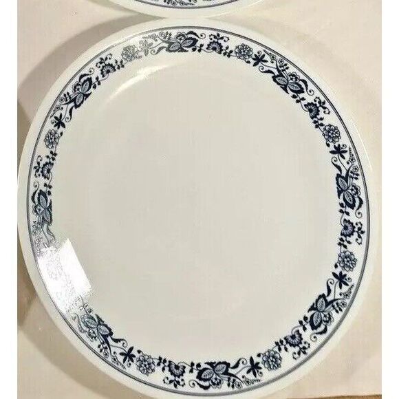 Corelle | Dining | Vintage Corelle Old Town Blue Onion White Blue ...